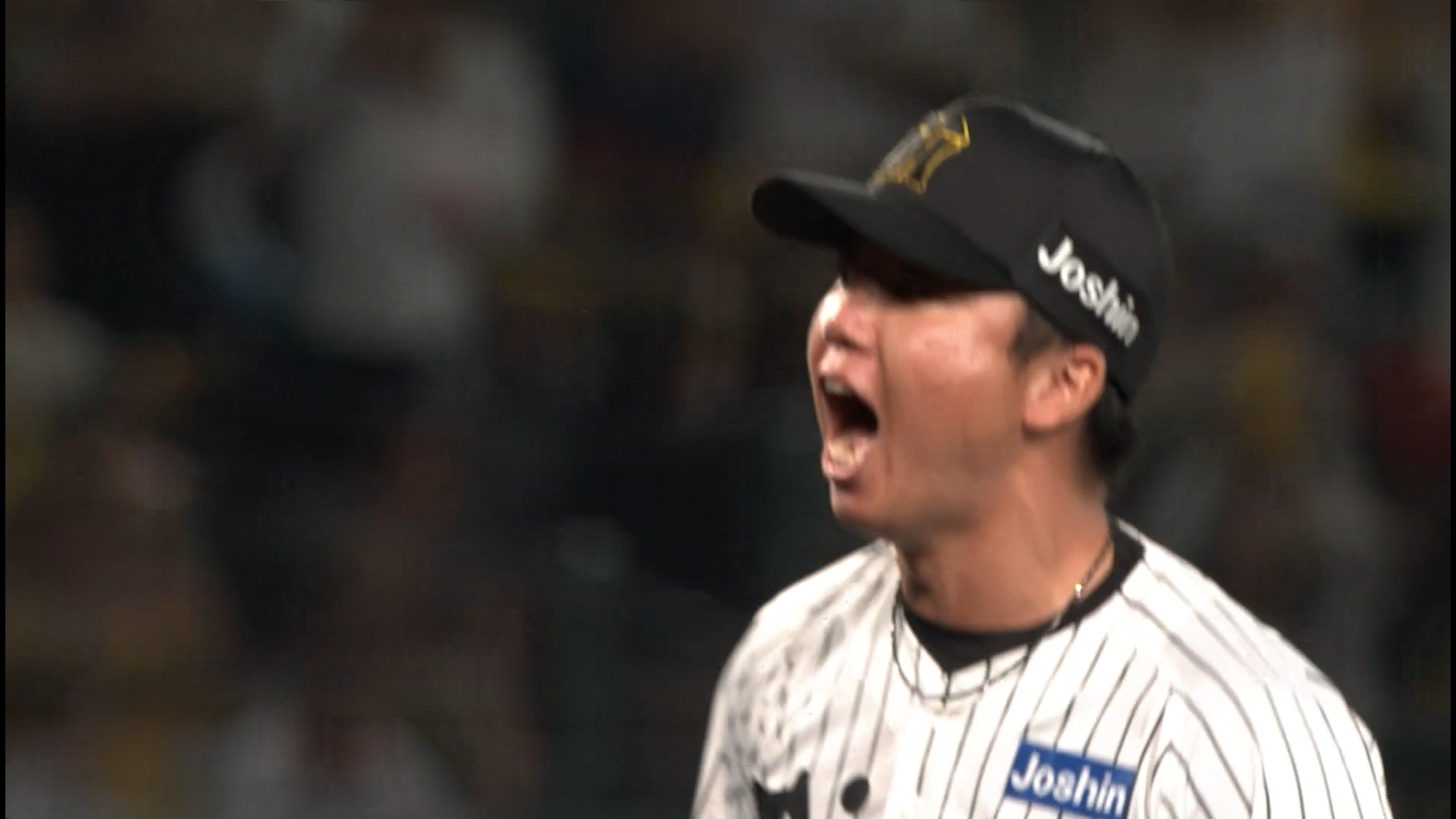 【動画】【4回表】村上 吼えた村上!! ガッツポーズ坂本!! ピンチ脱出!! 2025/10/15 T-DeNA - スポーツナビ「虎テレチャンネル」
