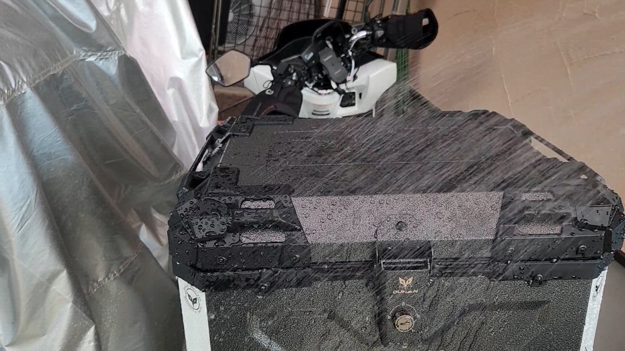 バイクリアボックス 55L 鍵付き サンドグレー リアボックス DUHAN DU-BP05 スクェア 四角 角 大容量 トップケース 汎用 ツーリング キャンプ 通勤等 : バイクパーツ ...