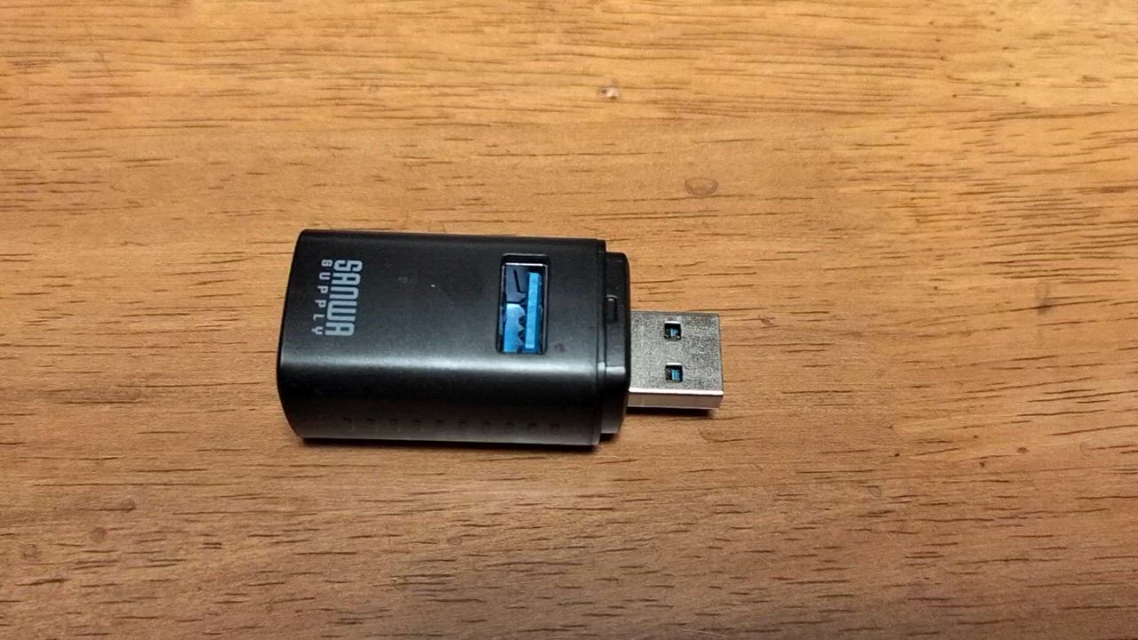 SANWA SUPPLY USBハブ 3ポート コンパクト 小型 USB A USB3.0/USB2.0 コンボハブ 軽量 軽い バスパワー 持ち運び ポート 増設 拡張 直差し 400 ...