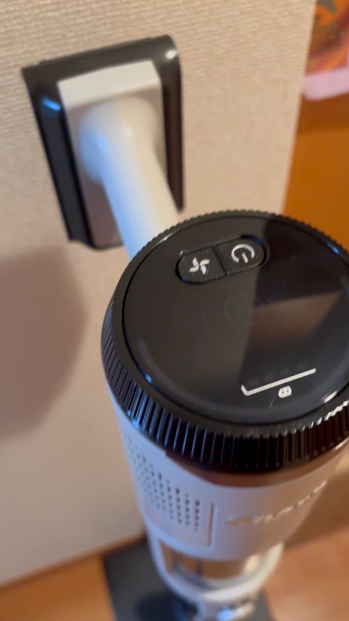 Shark シャーク CleanSense iQ コードレススティッククリーナー Shark シャーク CleanSense iQ コードレススティッククリーナー