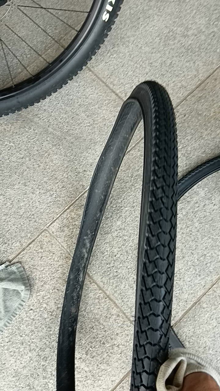 ささら 自転車 タイヤ 700x28C 32C 35C 38C 26インチ 27.5インチ 29インチ 街乗り インテッツォ INTEZZO IRC 1本 : 自転車通販 スマートファクトリー ...