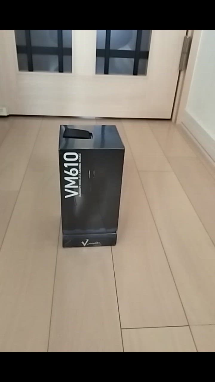 ELECOM ゲーミングマウス V custom VM610 54g軽量設計 無線 2.4GHz ワイヤレス 26000DPI 650IPS 50G つまみ持ち特化 ブラック┃M ...