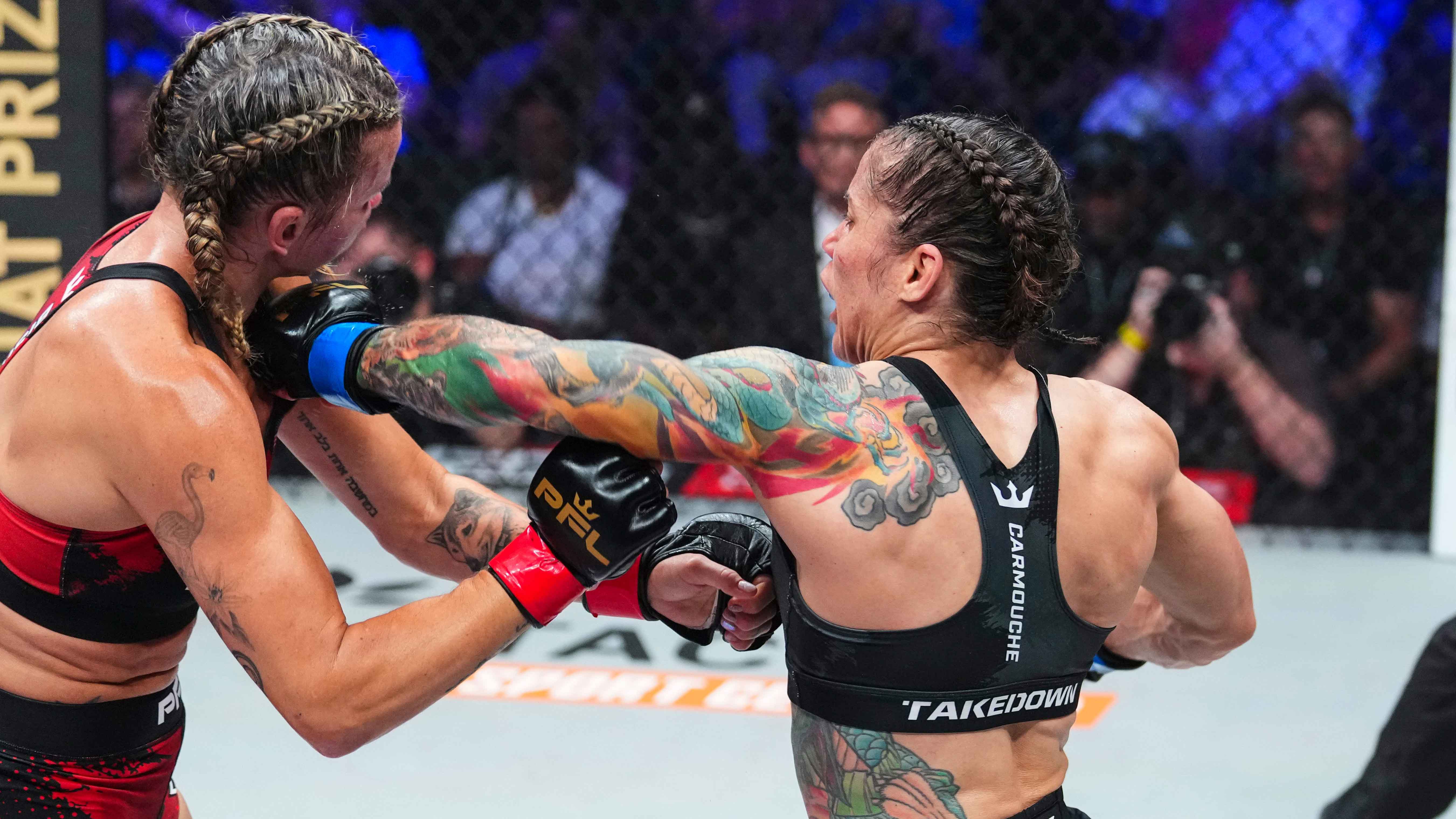 【動画】【MMA】リズ・カモーシェが左フックでビショップからダウン奪いTKO勝利！女子フライ級2025優勝！｜8.16 PFLワールドトーナメント決勝 - スポーツナビ「株式会社U-NEXT_格闘技」